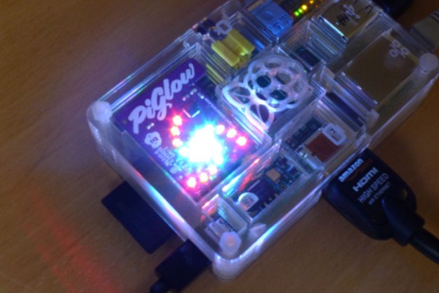 Review: the Pimoroni PiGlow | smittytone messes with micros